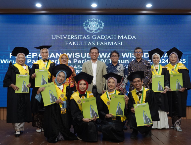 Sebanyak 45 Wisudawan Pascasarjana Fakultas Farmasi UGM Mendapatkan Predikat Cumlaude pada ...